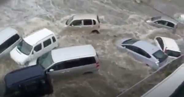 I'VE NEVER SEEN ANYTHING LIKE IT: First A Trickle Then Instant Flood ...